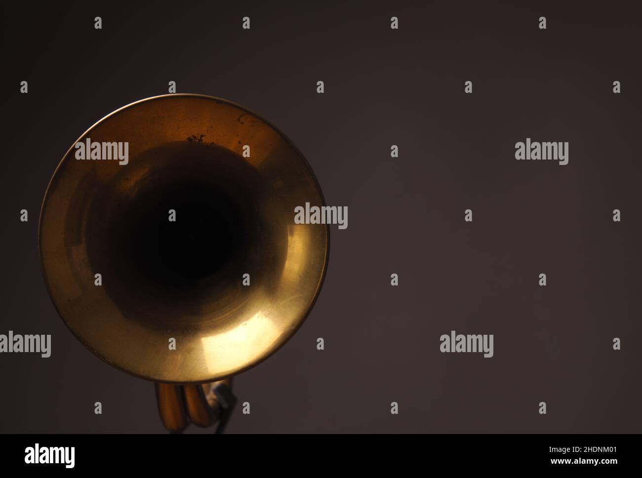 Fanfares hi-res stock photography and images - Alamy