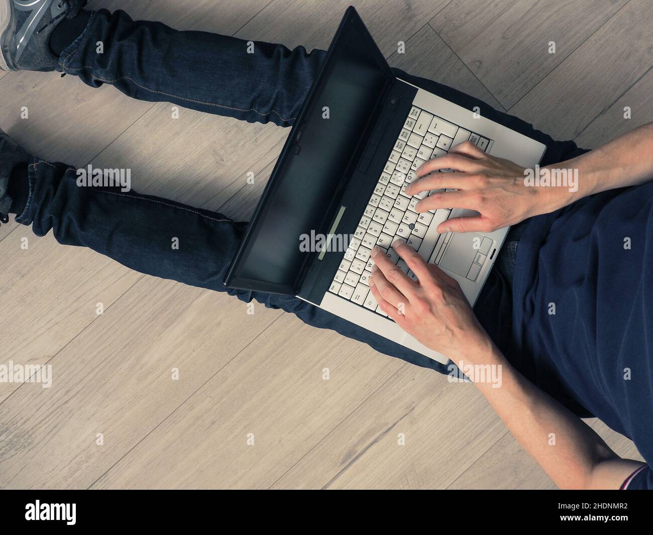 typing, laptop, floor, stenographer, computer, computers, laptops ...