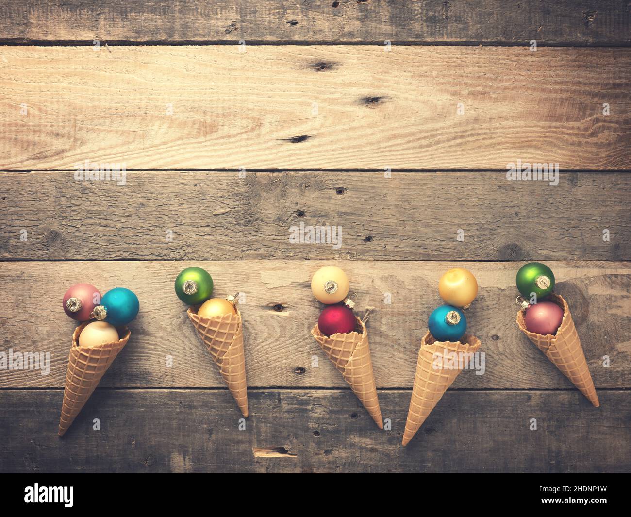 christmas ball, ice cream wafer, christmas balls, ice-cream wafers ...