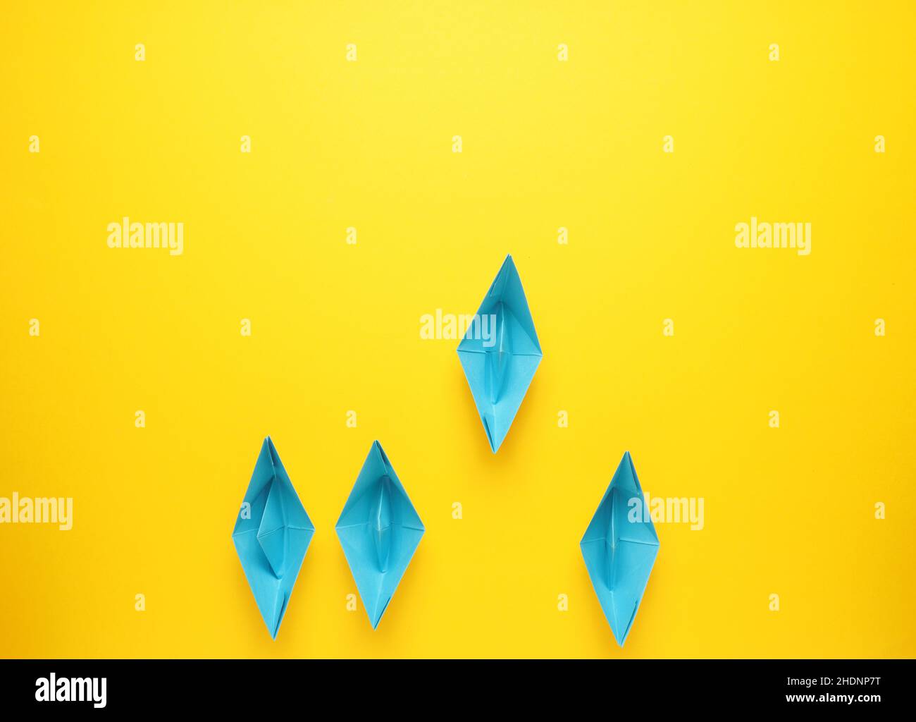 race, paper boat, races, paper boats Stock Photo - Alamy