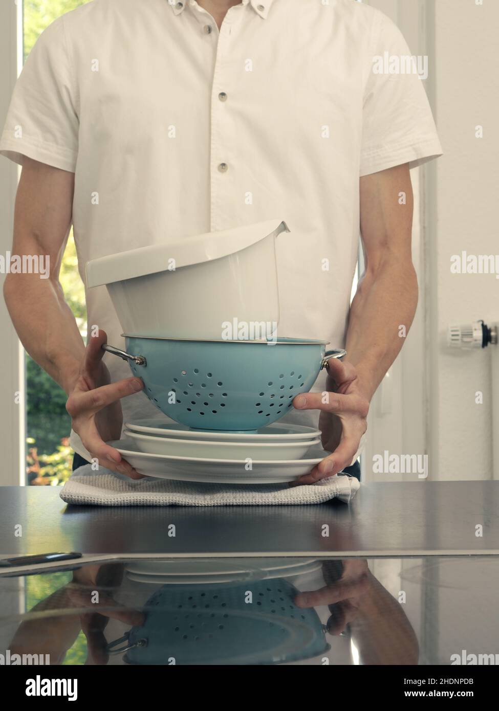 clean, dishware, cleans, pure, crockery, dishwares Stock Photo - Alamy