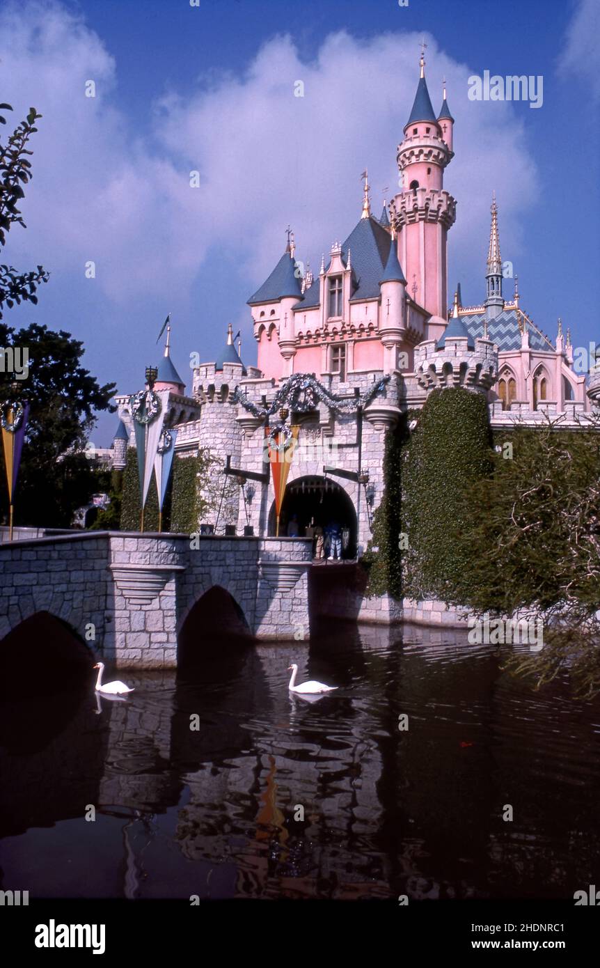 Disneyland 1987