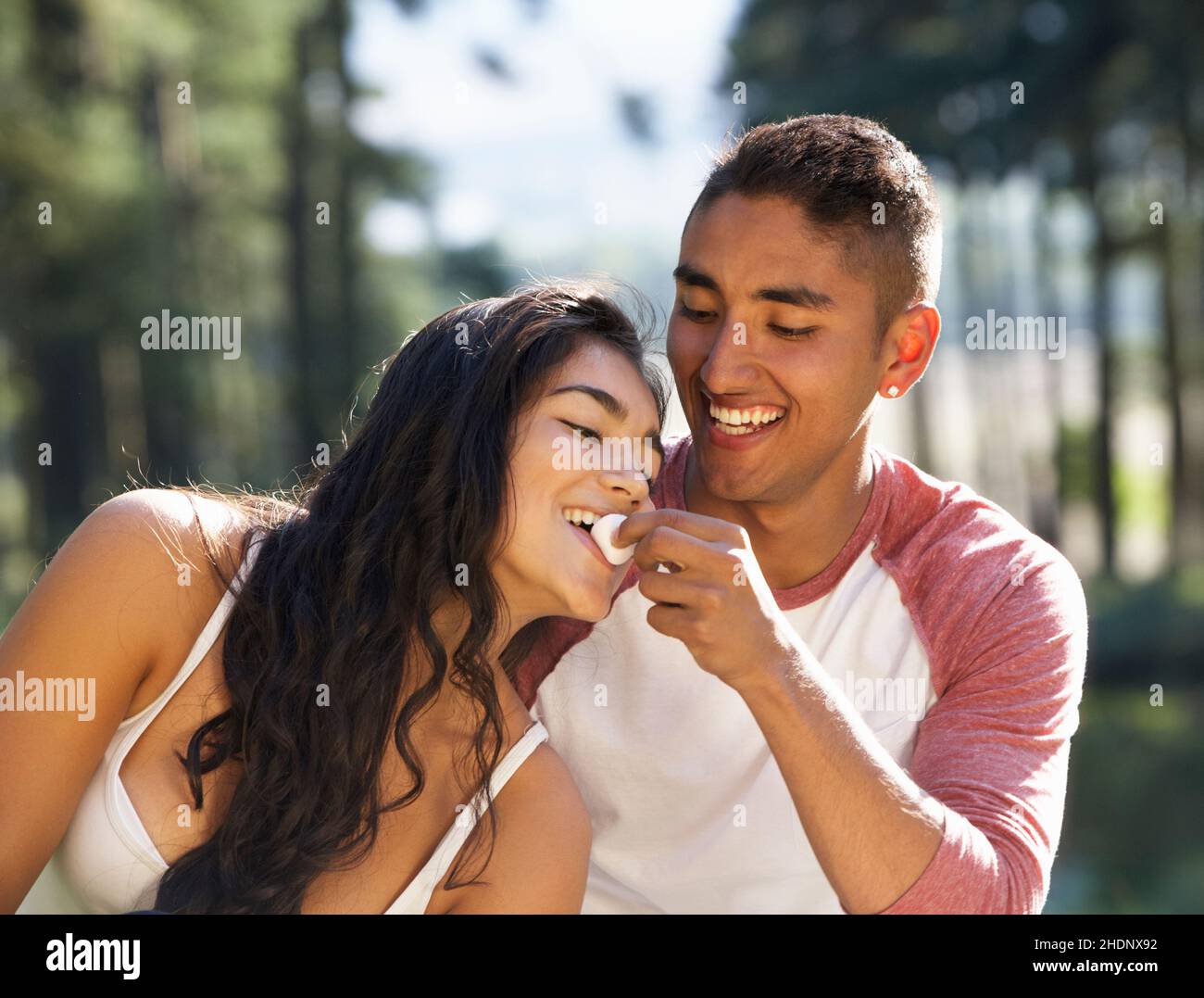 couple, love, loving, feeding, pairs, loves, romance, feed, feedings ...