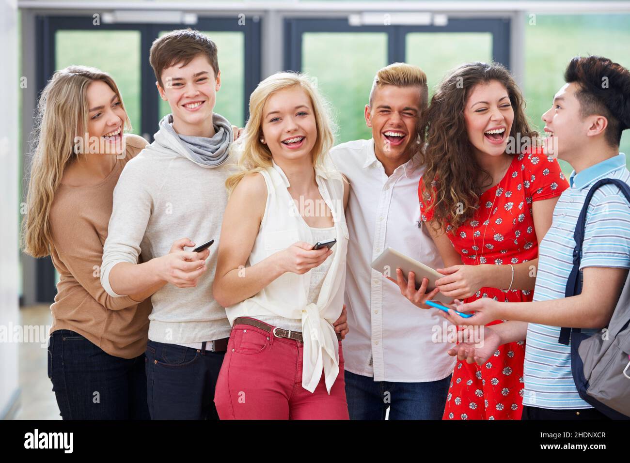 Cliques school hi-res stock photography and images - Alamy