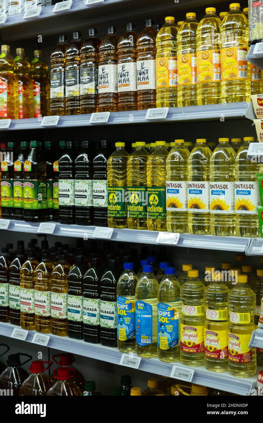 Assortment of oil in supermarket Stock Photo - Alamy