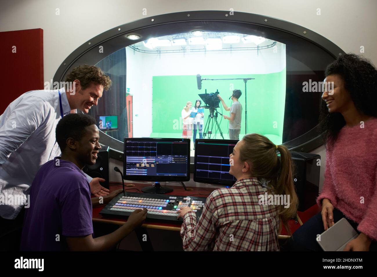 sound engineering, film academy, television studio, film recordings ...