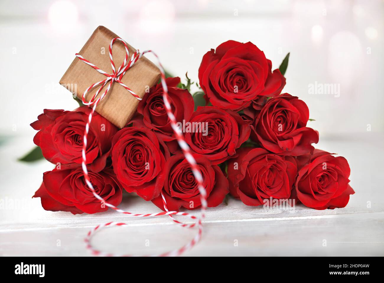 gift, red roses, gifts, present, red rose Stock Photo - Alamy