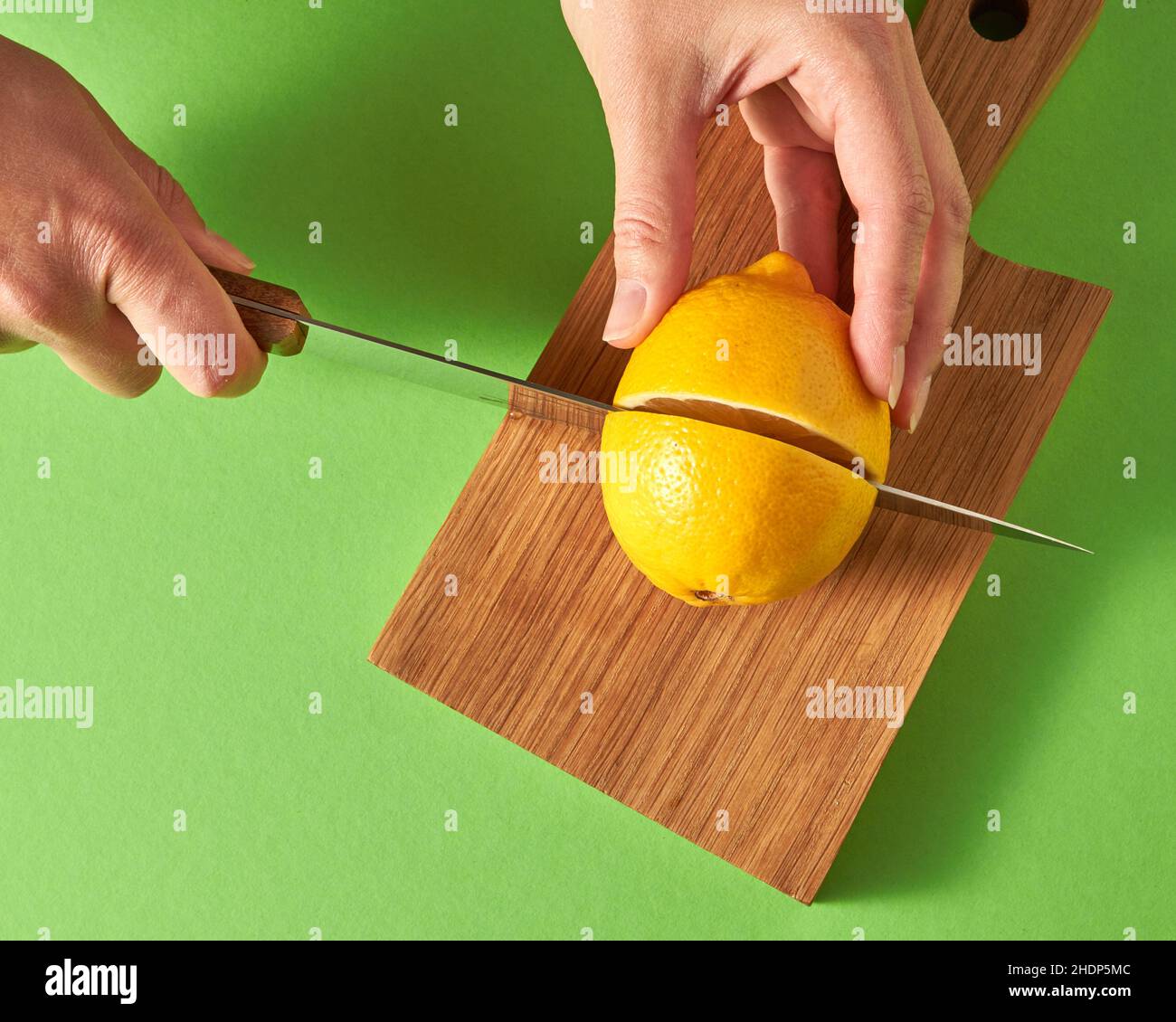 cutting, lemon, lemons Stock Photo - Alamy