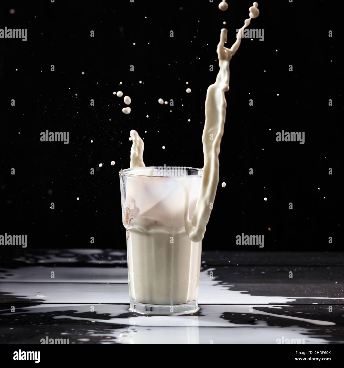 milk, splash, milks, spatter, splashes Stock Photo - Alamy