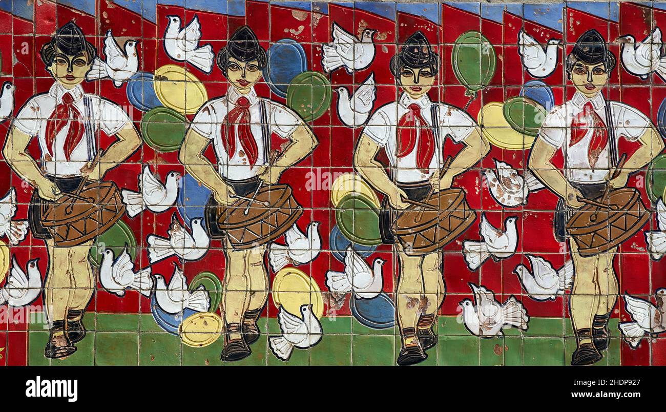 soviet union, mural, pioneers, soviet unions, murals Stock Photo - Alamy