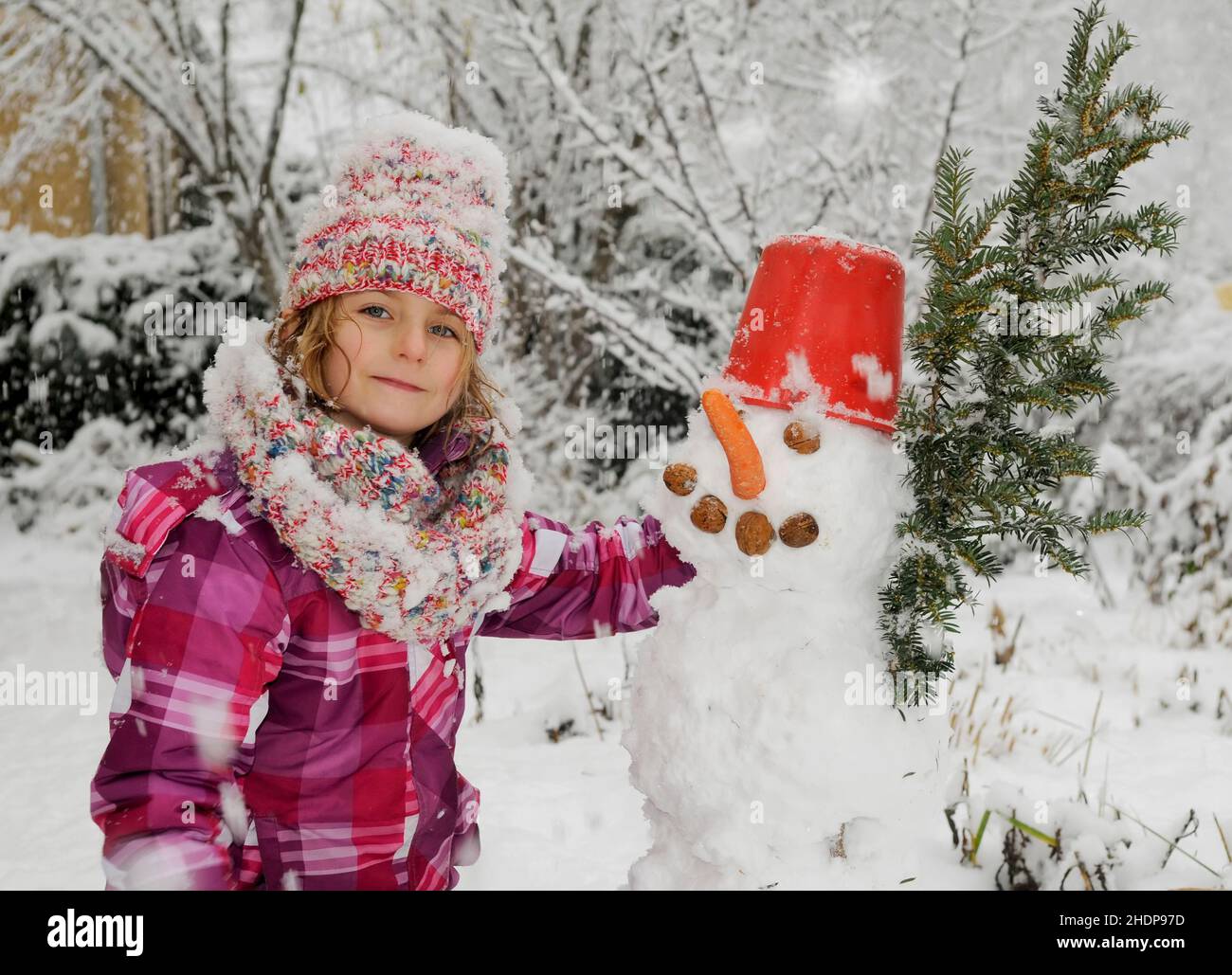 girl, winter, snowman, girls, winters, snowmen Stock Photo - Alamy