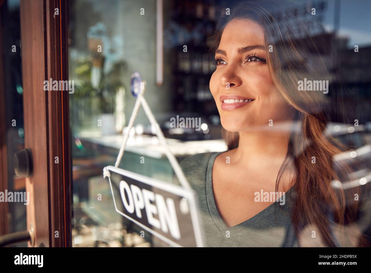 cafe, bar counter, open, cafes, bar counters, opens Stock Photo - Alamy