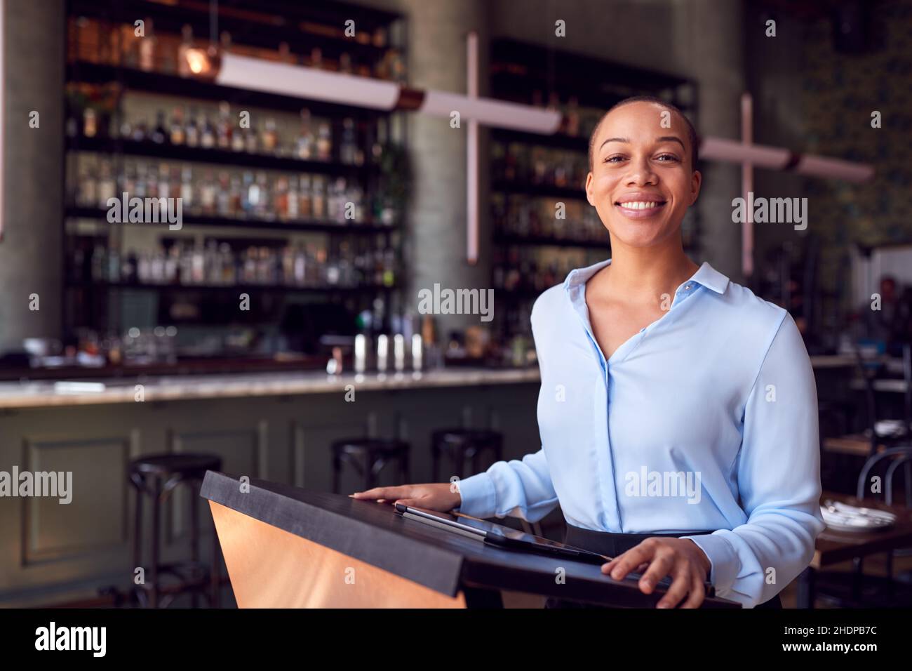 smiling, restaurant, receptionist, smile, restaurants, reception ...