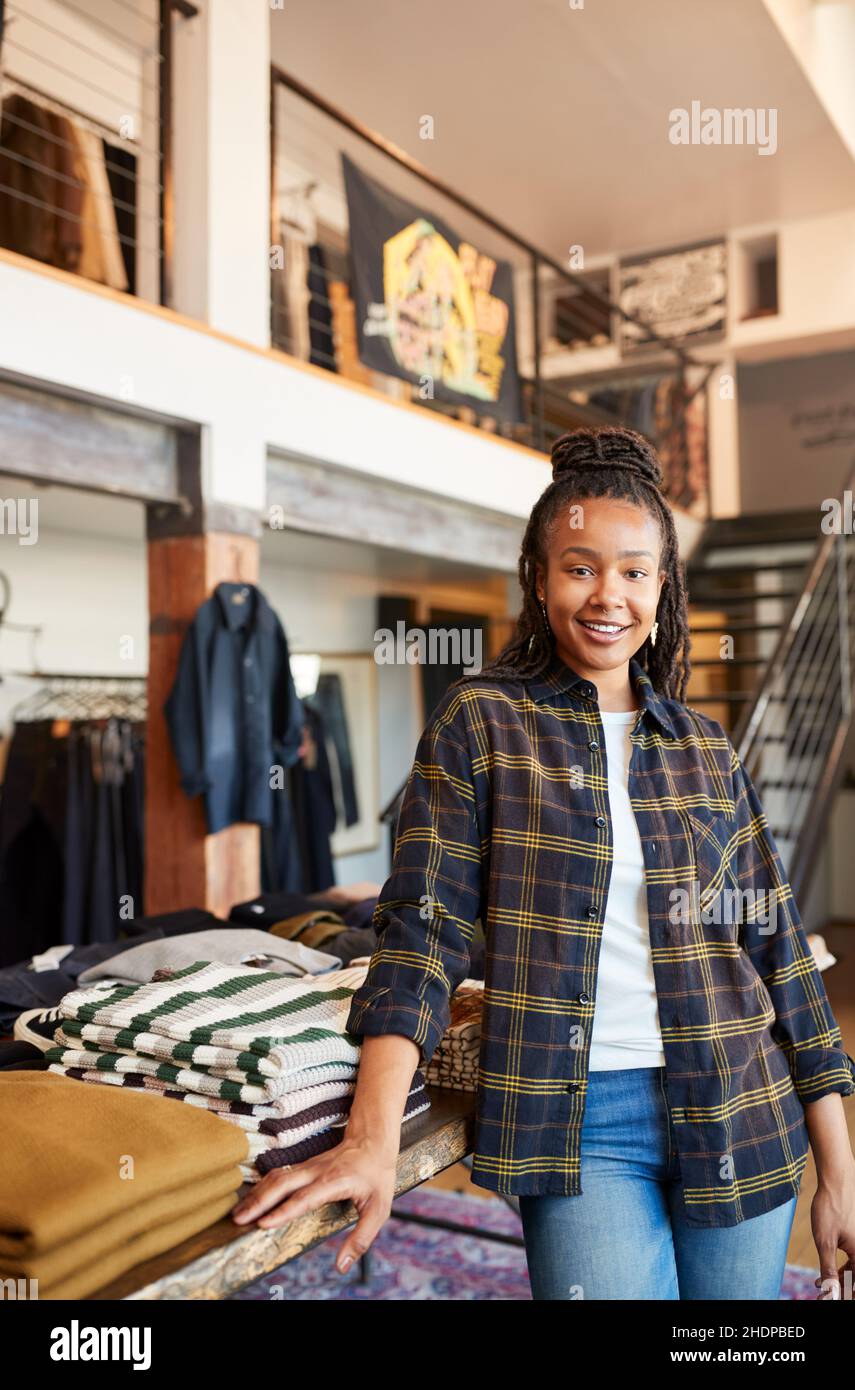Fashion Sales Associate