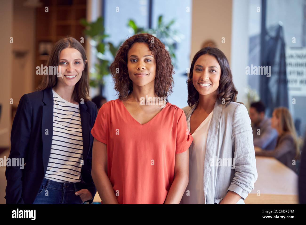 business woman, smiling, team, together, boss, business women ...