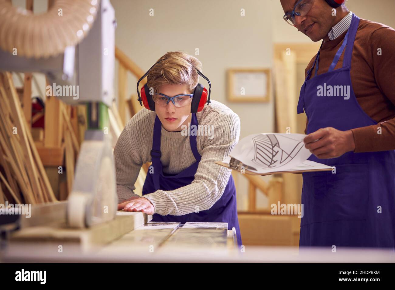 education, apprentice, workshop, carpenter, educations, apprentices ...