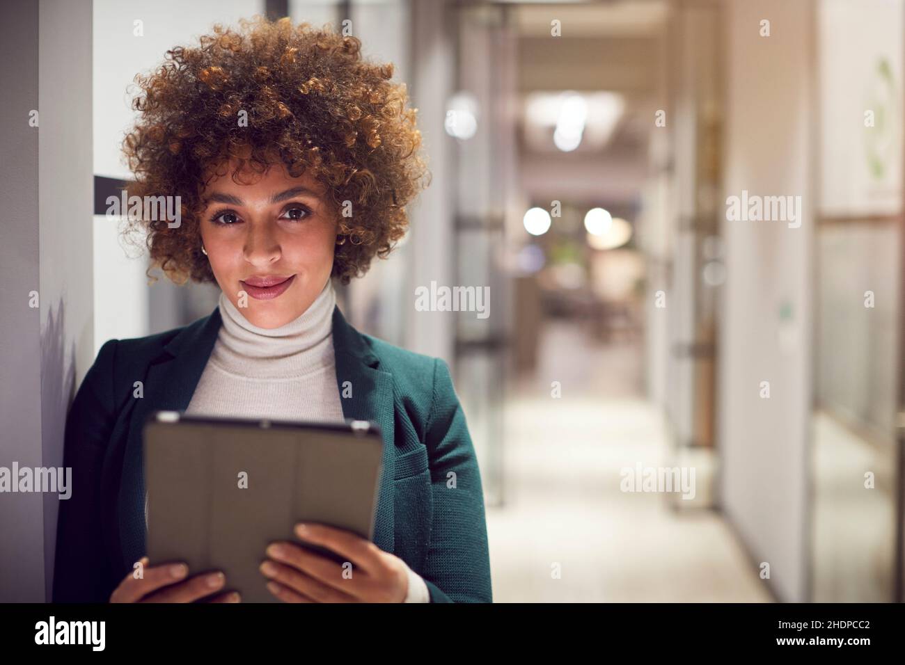 business woman, smiling, boss, business women, executive, executives ...