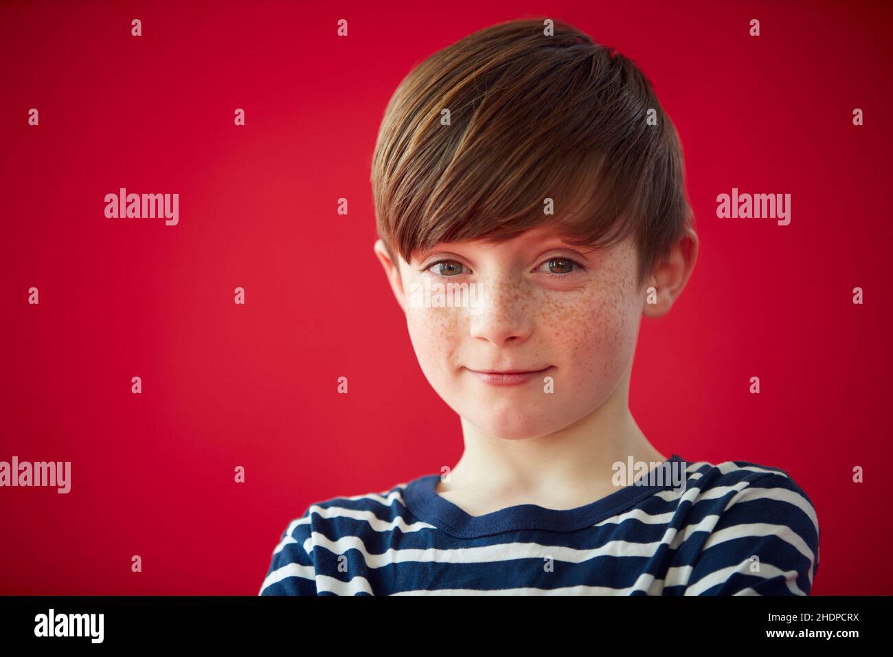 boy, smiling, summer freckle, boys, smile, freckles Stock Photo - Alamy