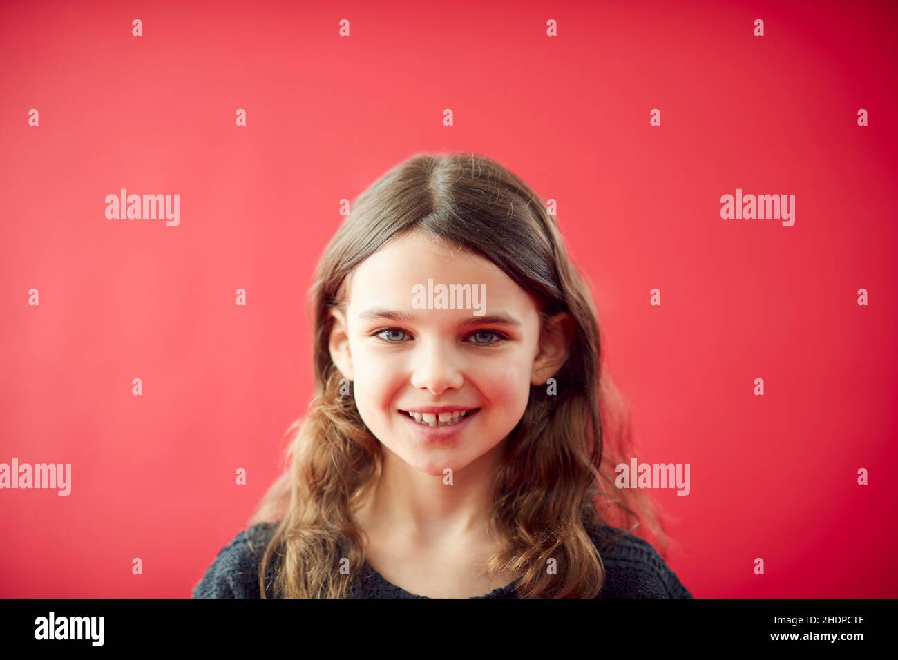 girl, smiling, portrait, girls, smile, portraits Stock Photo - Alamy