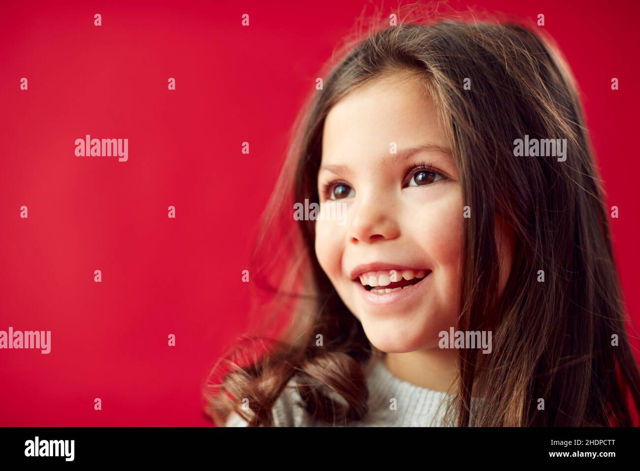 girl, smiling, portrait, girls, smile, portraits Stock Photo - Alamy