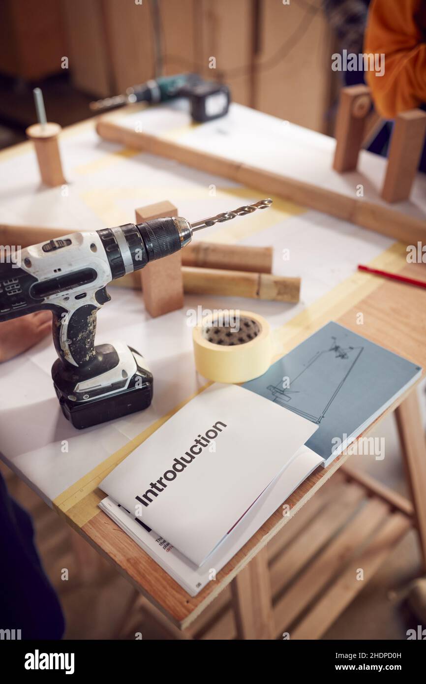 18 tools hi-res stock photography and images - Alamy