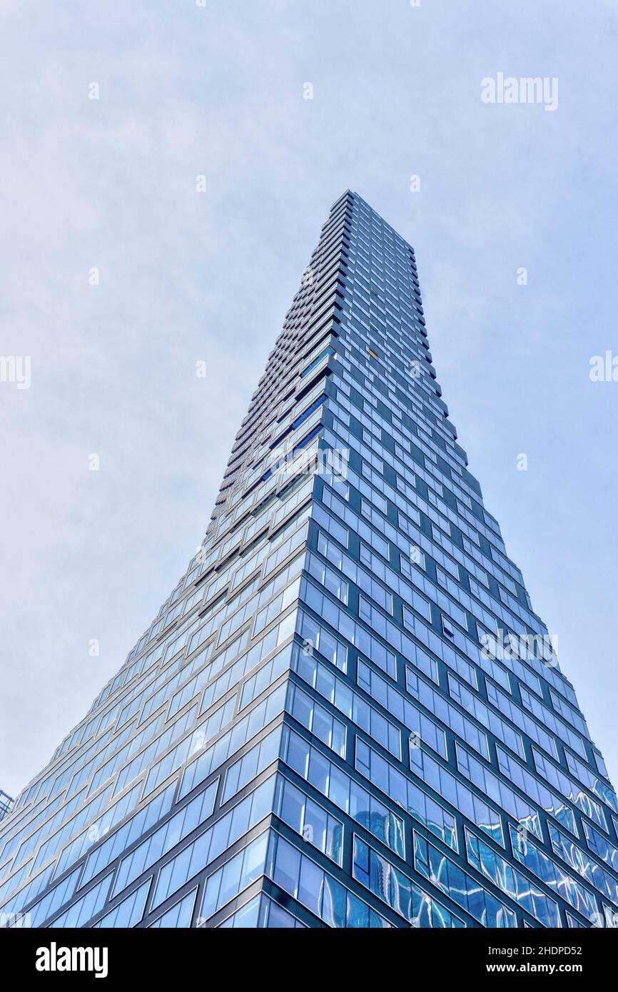 CALGARY, CANADA - NOVEMBER 13, 2021: At 729 feet, Telus Sky is one of ...