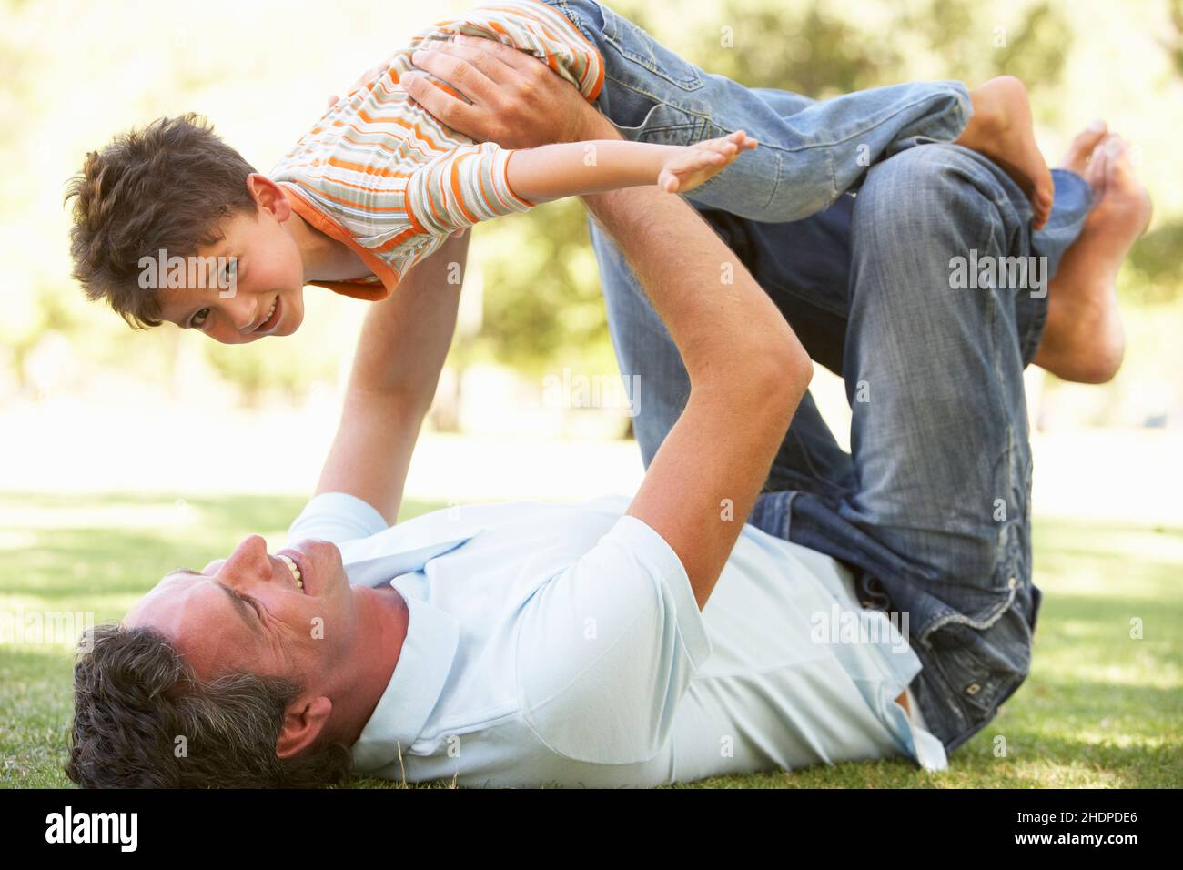 Father son sort dad hi-res stock photography and images - Alamy