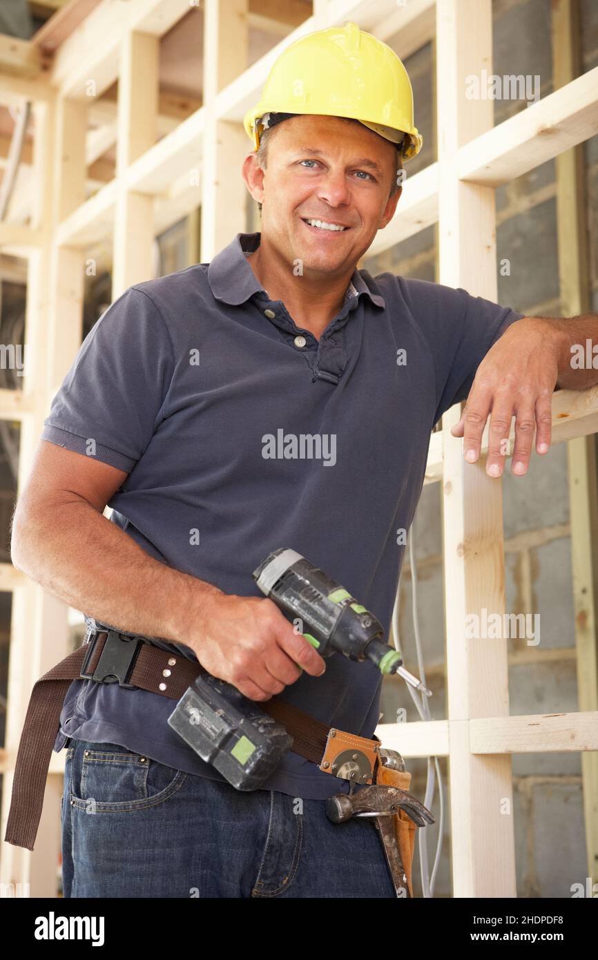 Craftsman carpenter craftsmen carpenters hi-res stock photography and ...