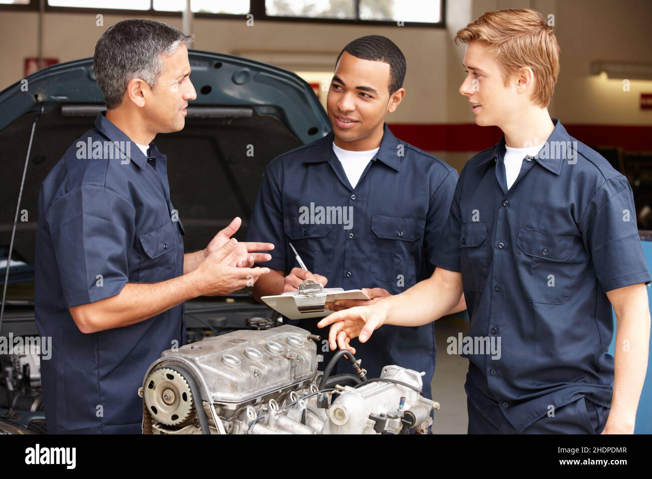engine, explaining, workshop, trainee, mechanic, engines, motor ...