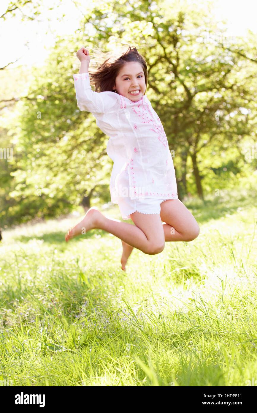 Girls jumper hi-res stock photography and images - Alamy