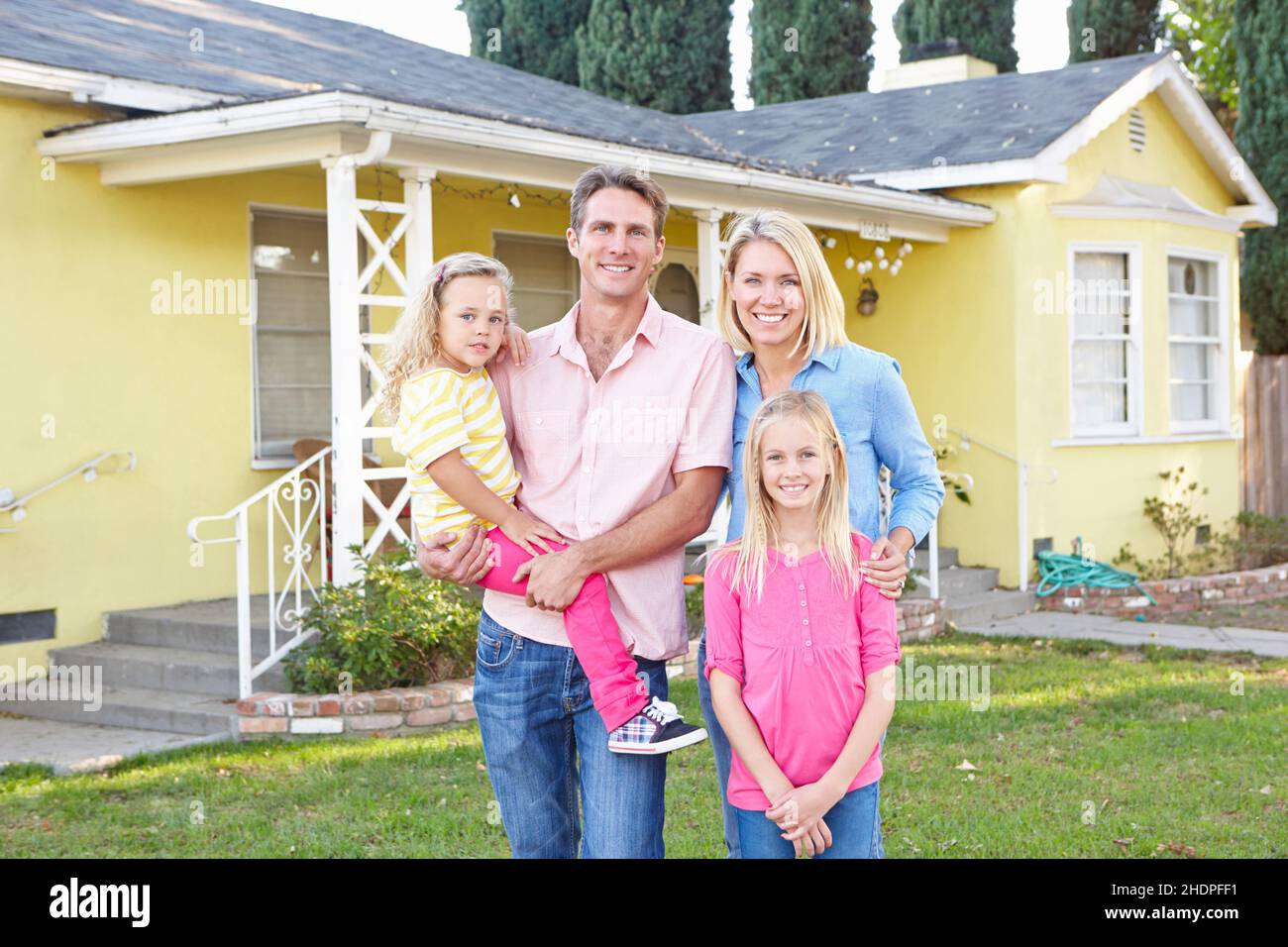 family, real estate, homeowner, families, housing, real estates ...