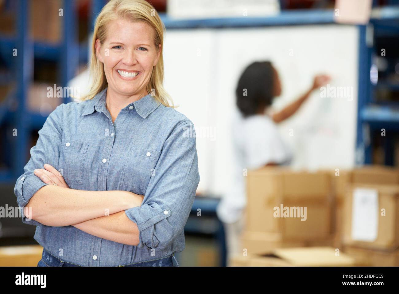 Warehouse clerks hi-res stock photography and images - Alamy
