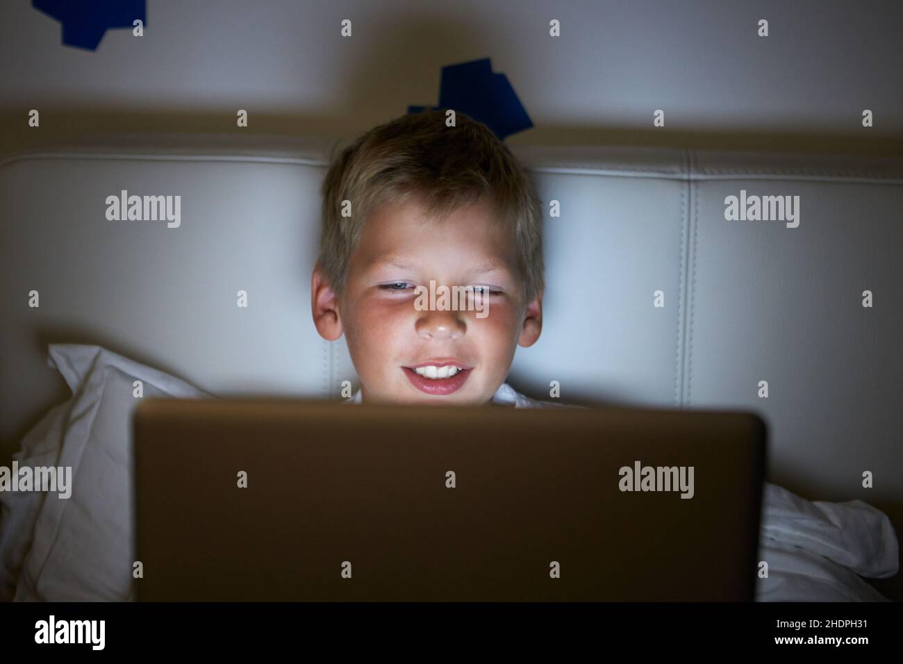 3 kids laptop hi-res stock photography and images - Alamy