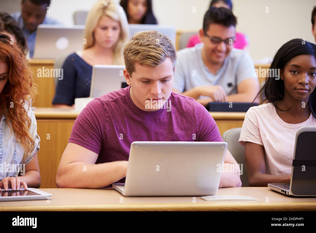 Students lecture hall hi-res stock photography and images - Alamy