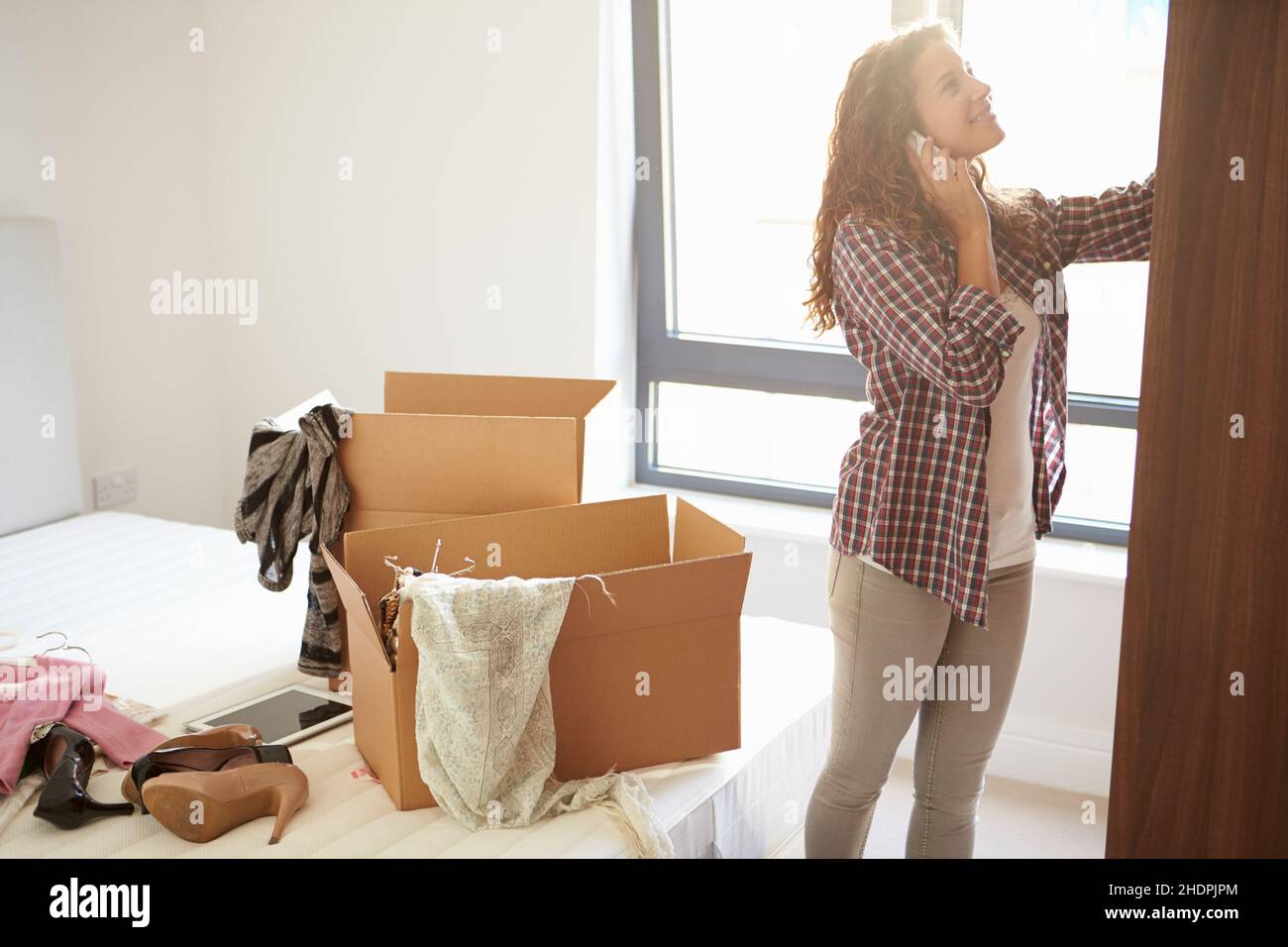 move, unpacking, relocation, moving, relocations Stock Photo - Alamy