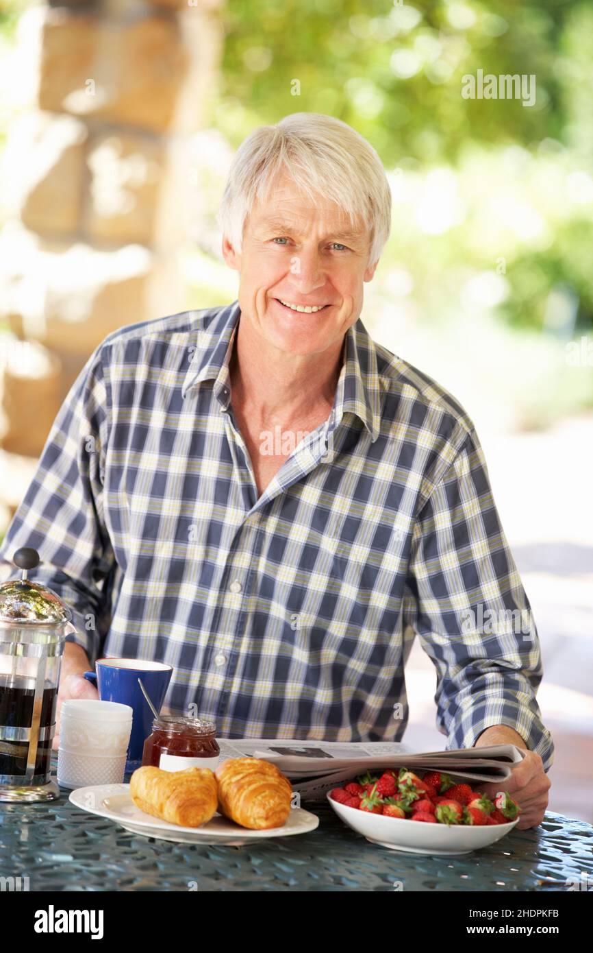 senior, breakfast, elderly, old, seniors, breakfasts Stock Photo - Alamy