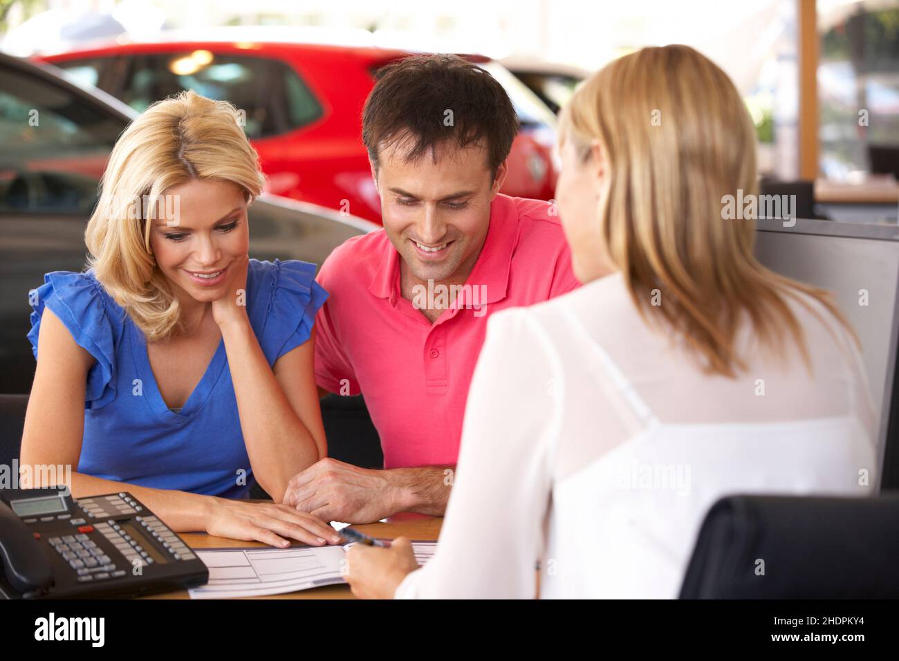 Car buying advice hi-res stock photography and images - Alamy