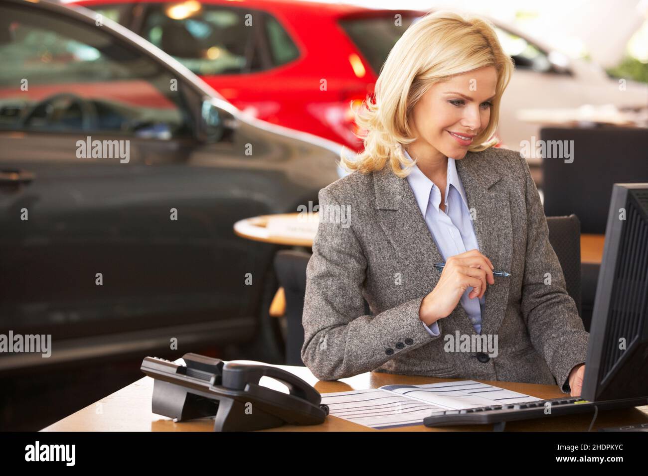 Well dressed woman new car hi-res stock photography and images - Alamy