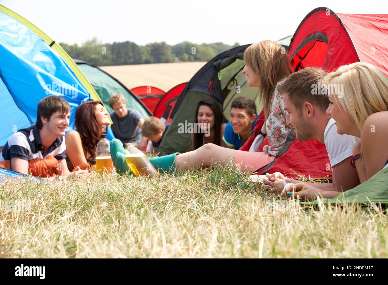 friends, camping, clique, friend, camp, camper, cliques Stock Photo - Alamy