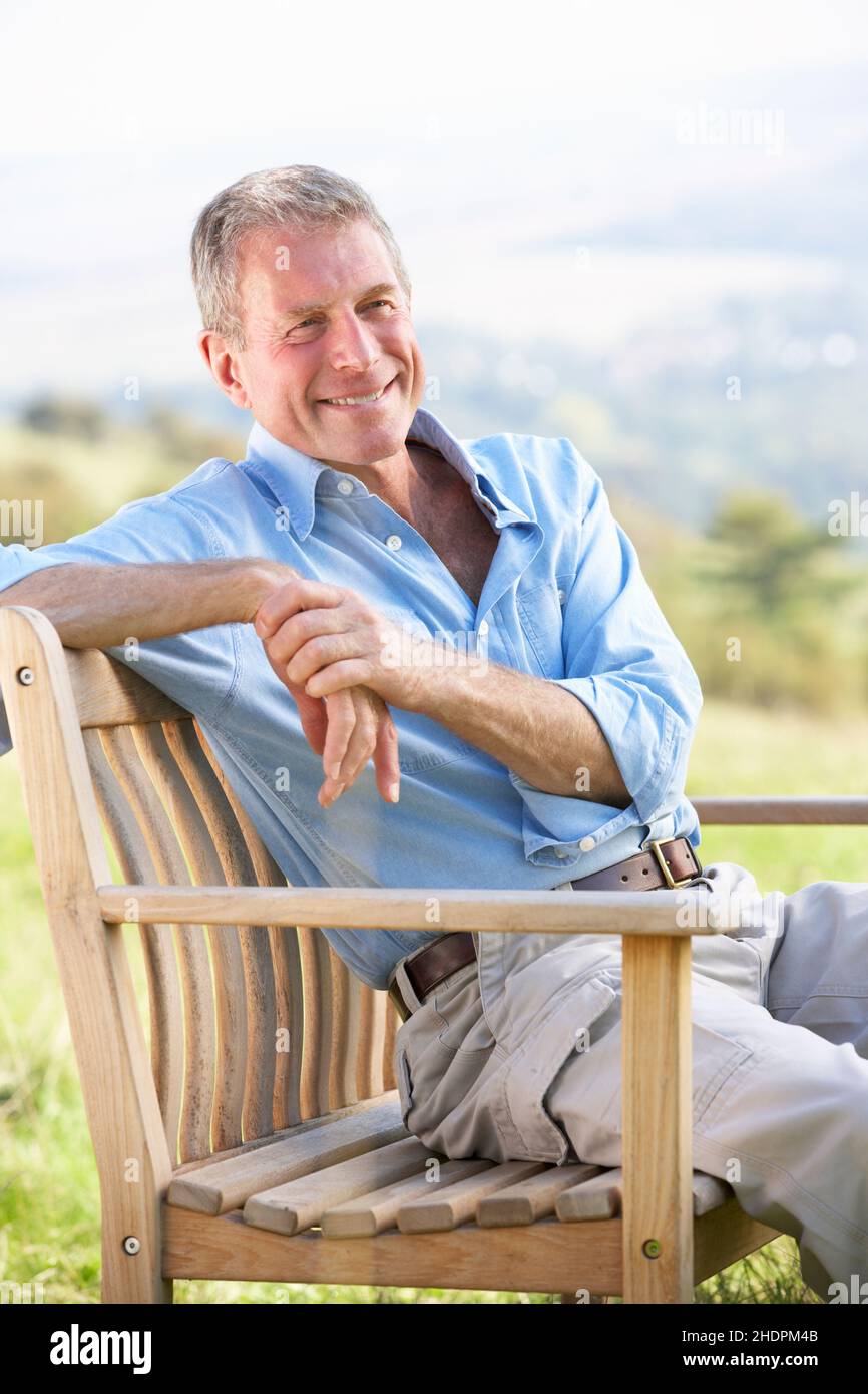 senior, bench, elderly, old, seniors, benchs Stock Photo - Alamy