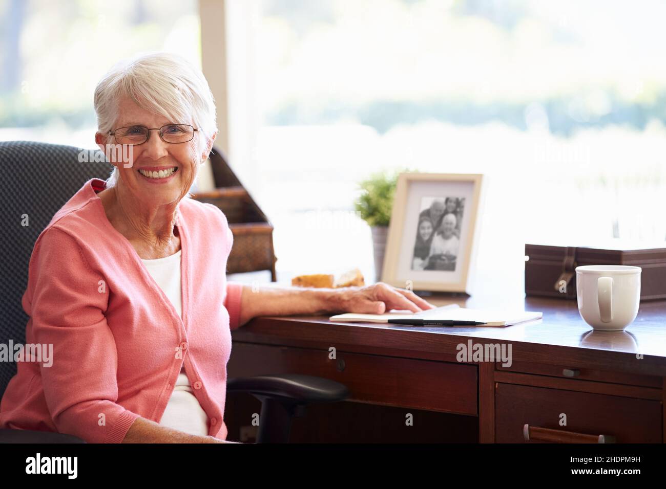 senior, domestic life, desk, elderly, old, seniors, at home, domestic ...