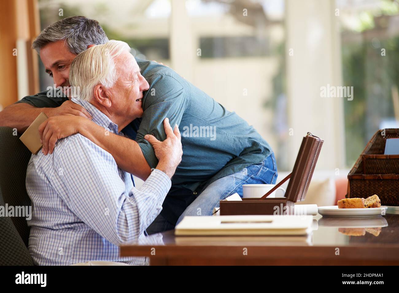Man male men father hi-res stock photography and images - Alamy