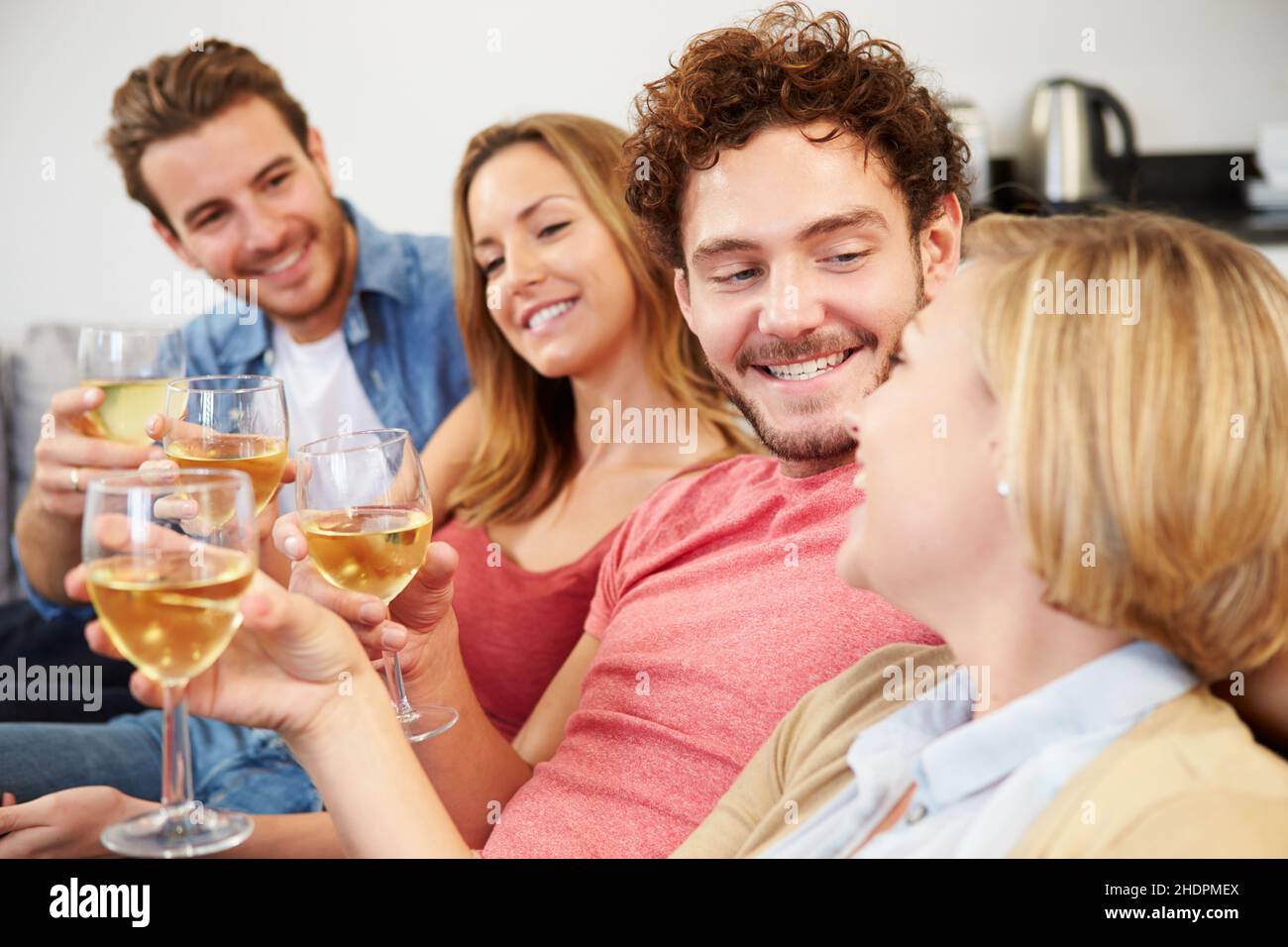 drinking, friends, toast, to drink, friend, toasts Stock Photo - Alamy