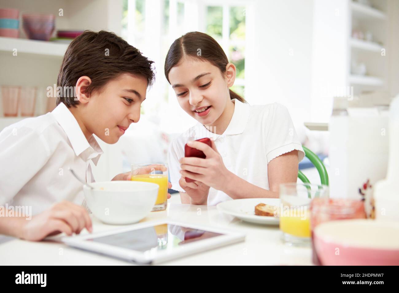 child, siblings, smart phone, children, childs, kid, kids, smart phones ...