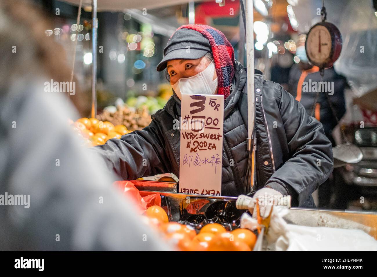 Market vendor wears face hi-res stock photography and images - Alamy