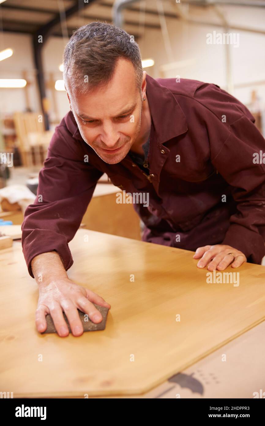 woodworking, grinding, carpenter, polishing, carpenters Stock Photo - Alamy