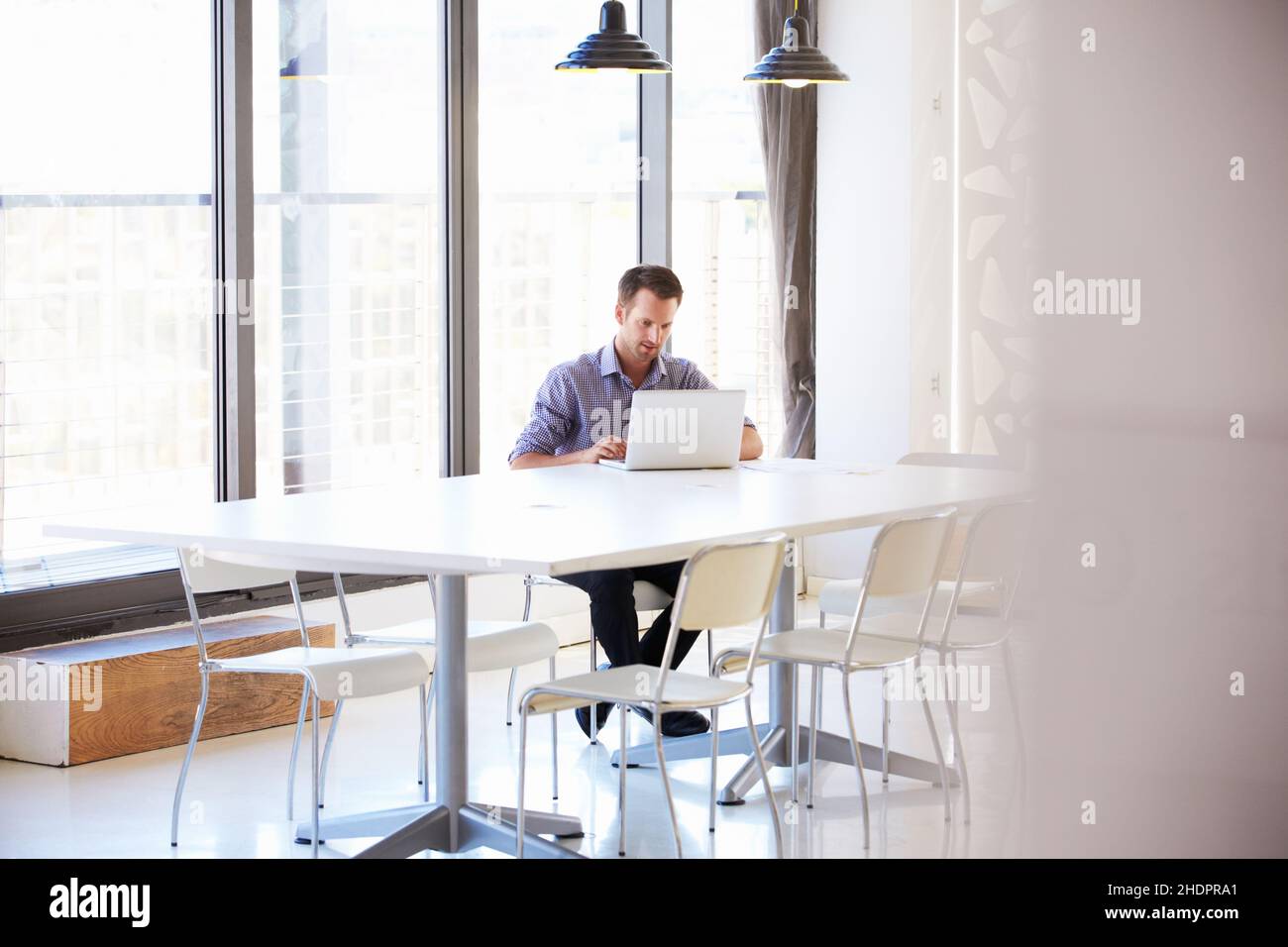 Executives board room hi-res stock photography and images - Alamy