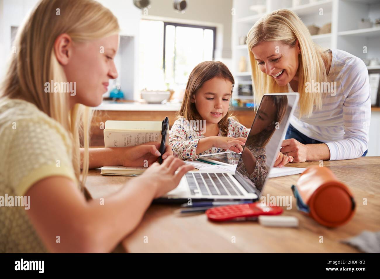 30 teen learning hi-res stock photography and images - Alamy