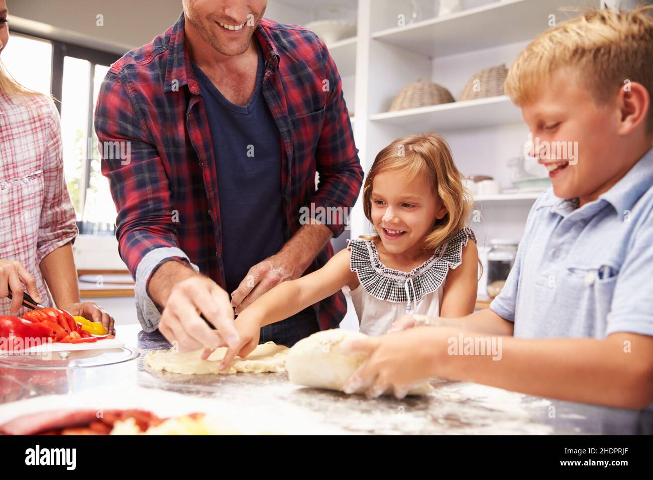 cooking, baking, family, to cook, families Stock Photo - Alamy