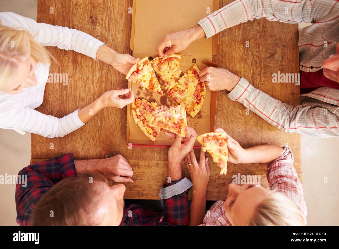 Pizza topview hi-res stock photography and images - Alamy